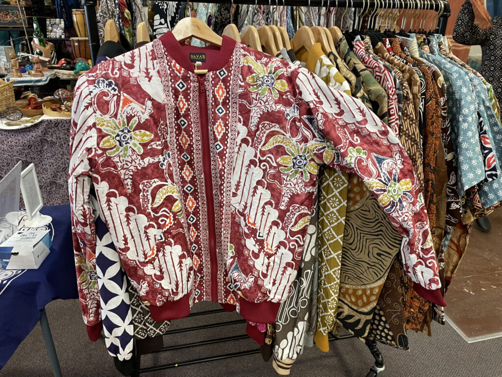 Davas Batik Trunk Show - Chestnut Hill Business District